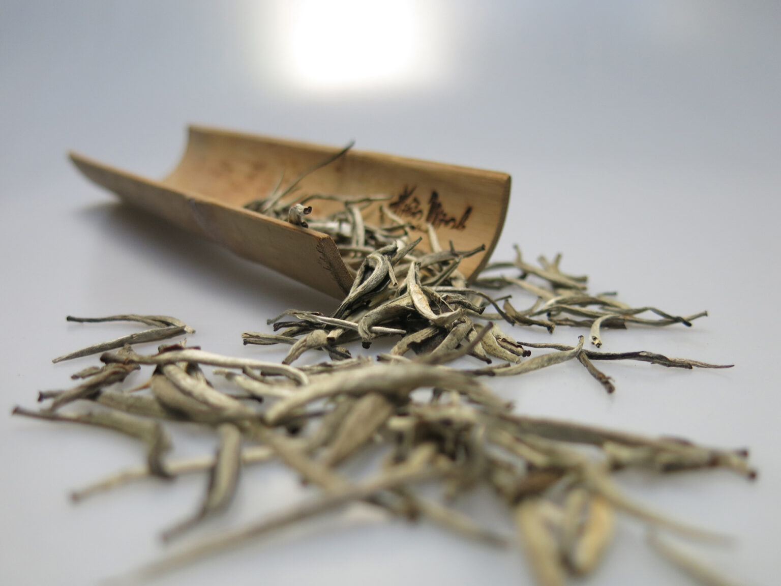 Old Moon White Tea – Lão Nguyệt (over 7 years) – Hien Minh Tea House